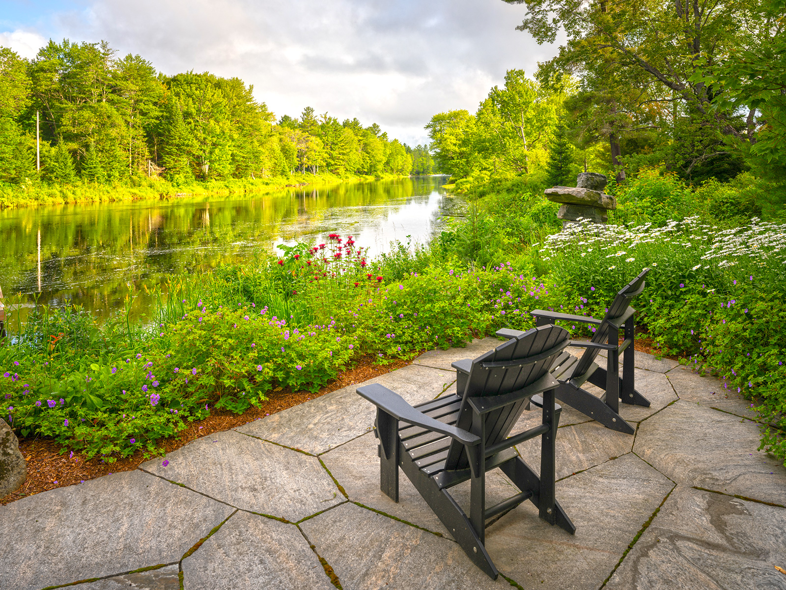 A Gallery Inspired by Land and Shore | Rockscape